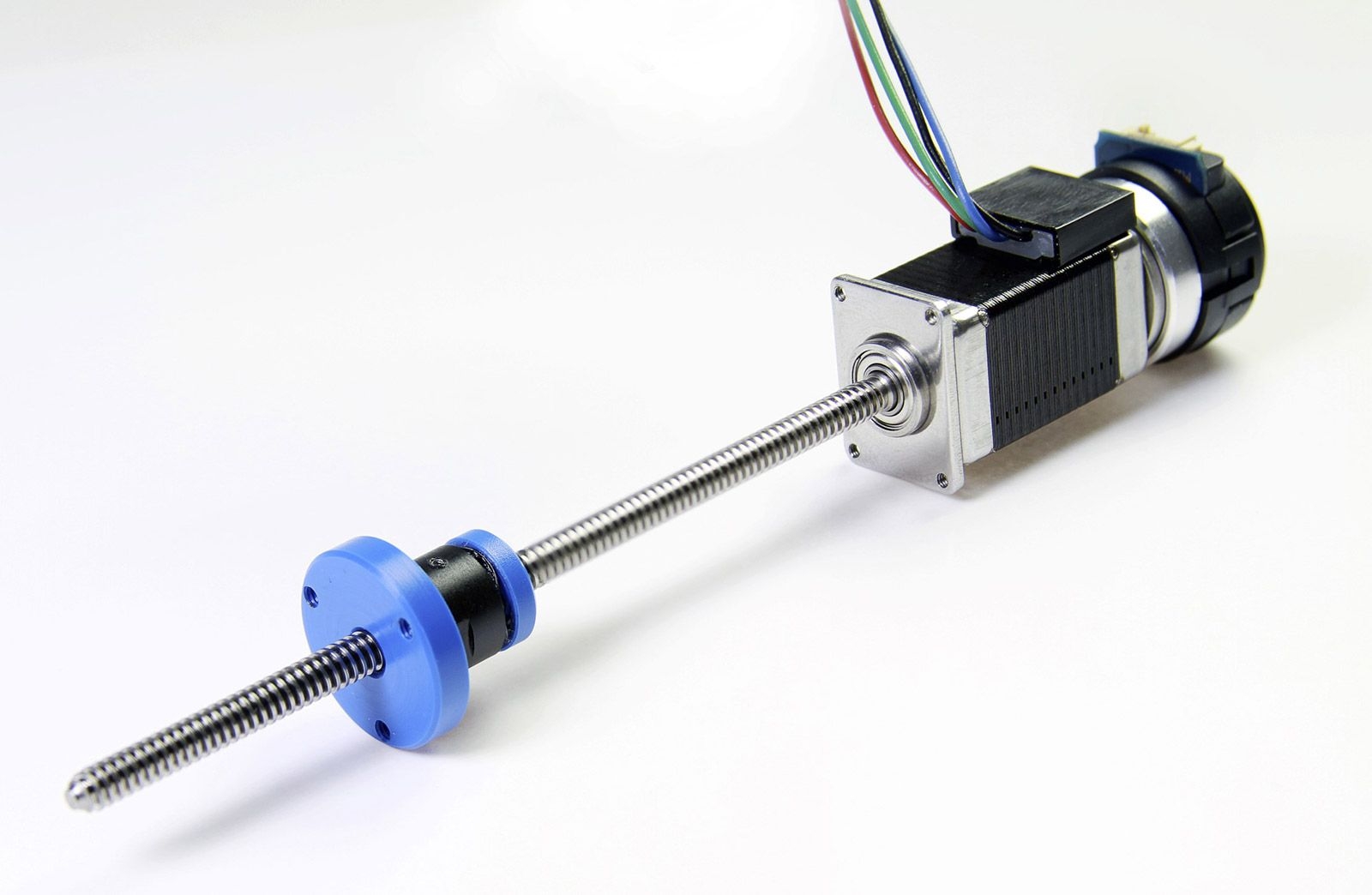 Miniature Linear Actuator with LinFinity Nut | Lin Engineering