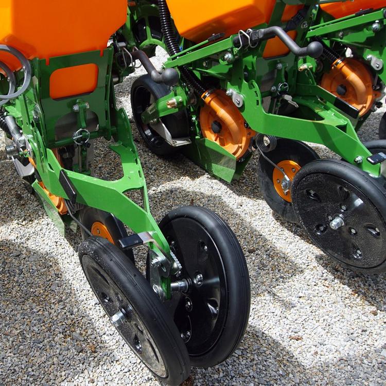 DC motors for Agriculture and Farm Robots | Lin Engineering
